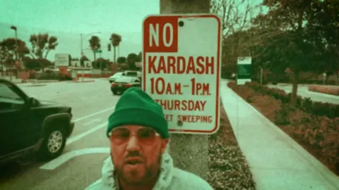 Skipp Whitman & ANIMALMILK! “NO!” (Video) – VannDigital